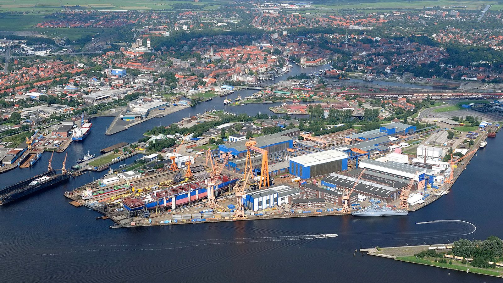 Royal Huisman announces Emden Dockyard refit expansion